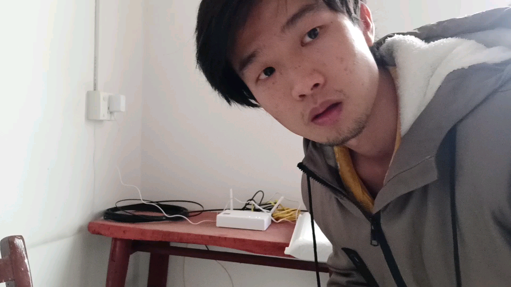 光猫自带wifi与路由器wifi哪个更快