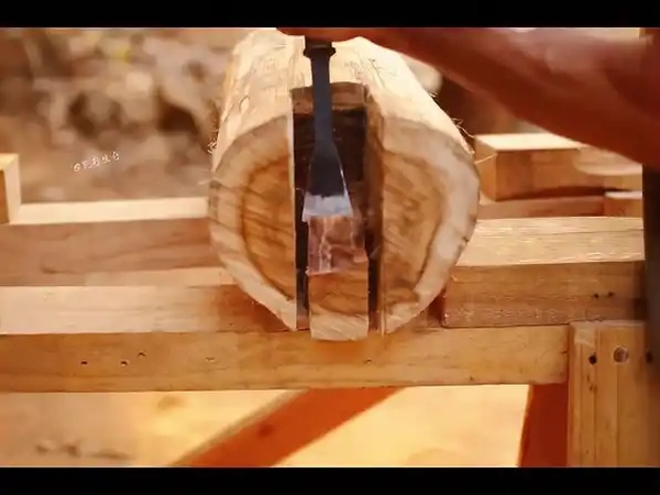 这绝对是你没见过的房屋改造,因为他全屋采用榫卯结构设计!(1)