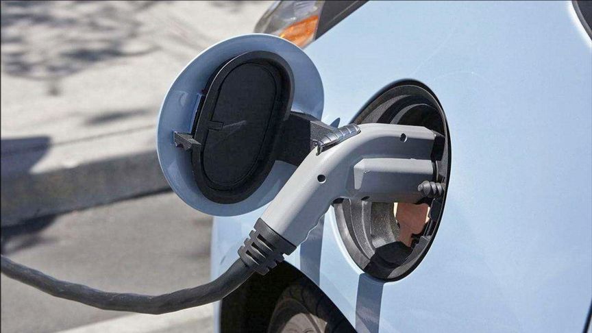 插电混动不充电也可以正常使用吗?