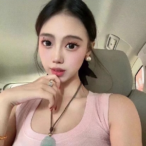 小蕊儿爱翡翠 