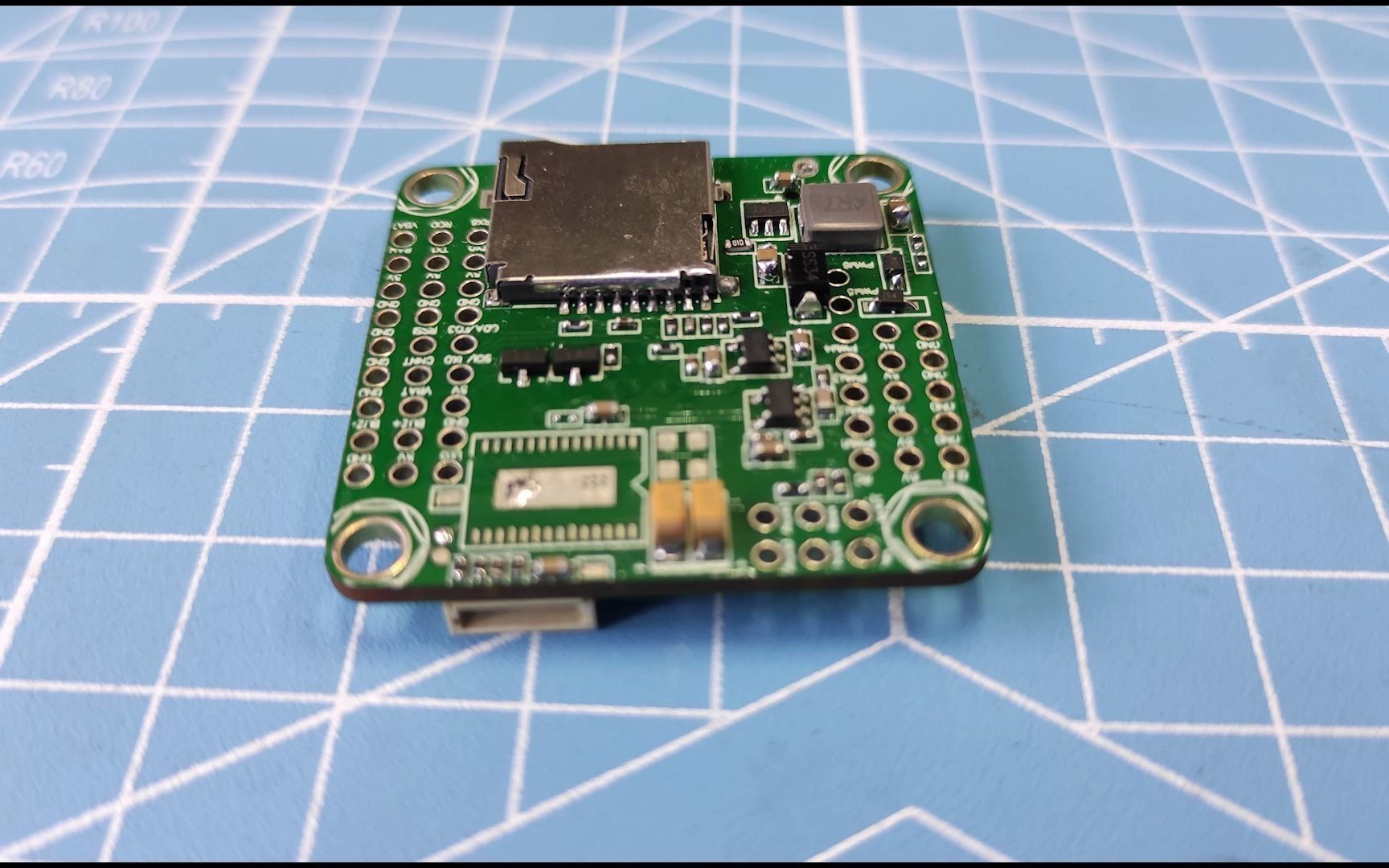 [DIY] 尝试自己制作一个F4飞控,全套资料已分享!