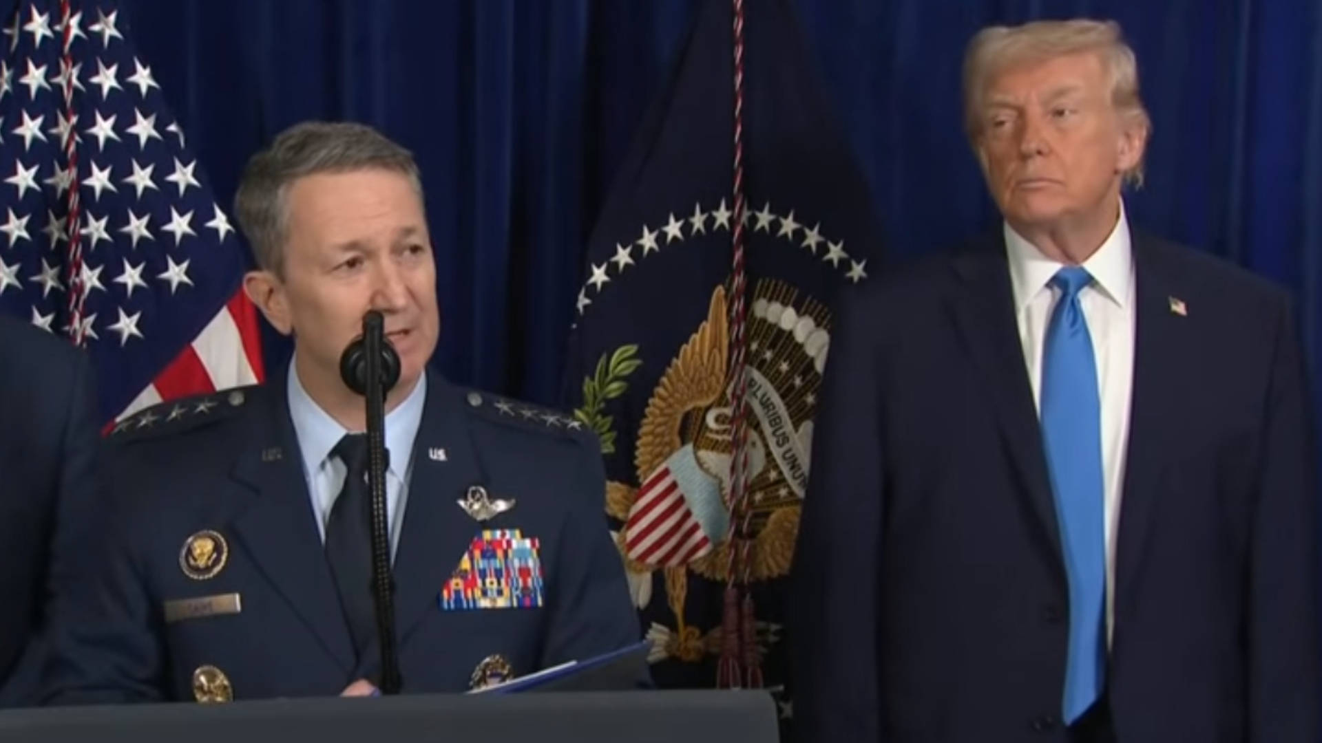 美伊26日谈判在即 是否对伊朗动武:白宫先内讧了