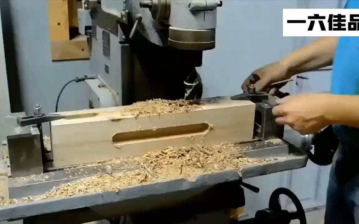/ 一块没用白蜡木,木工精心加工一番后,成品让人眼前一亮