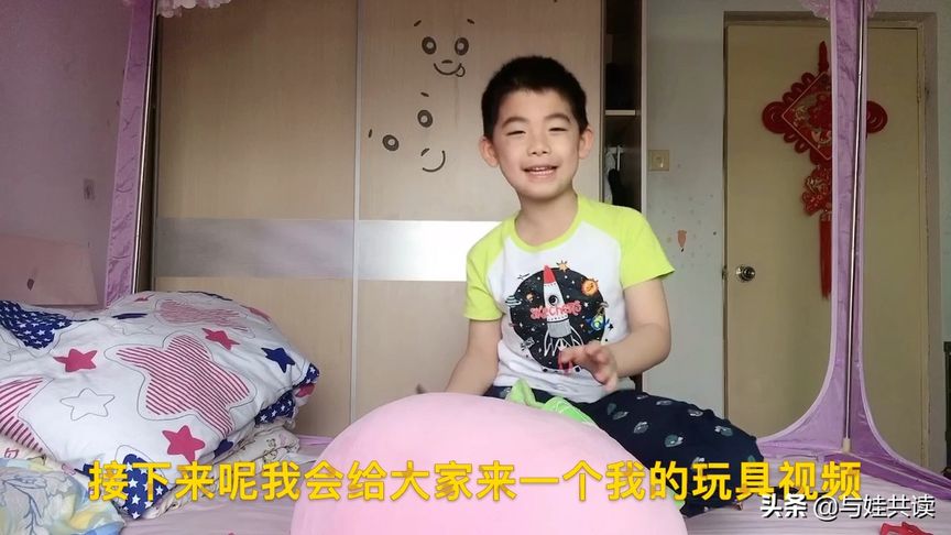 在家上课,时空小凡有着丰富多彩的课余活动,每天都快乐又充实!