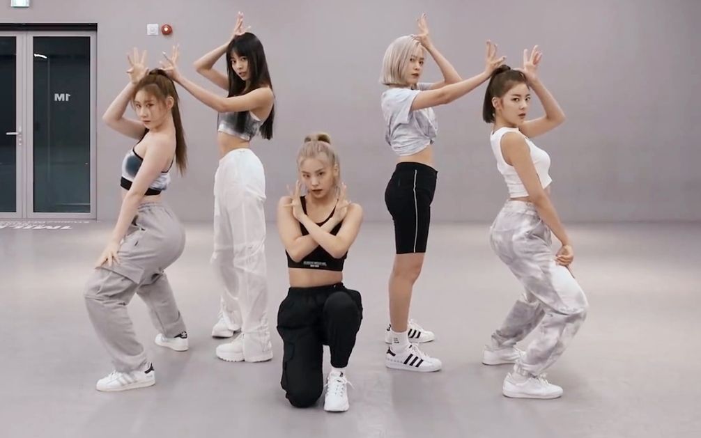 ITZY新曲Not Shy练习室公开