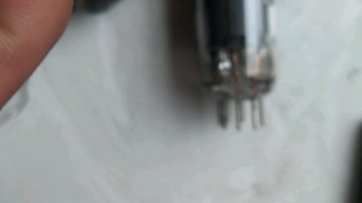 6n15(双三极管)结构