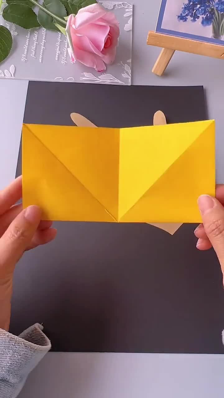 五一劳动节快到了,五一劳动节主题贴画给大家安排上啦,家有幼儿园小...