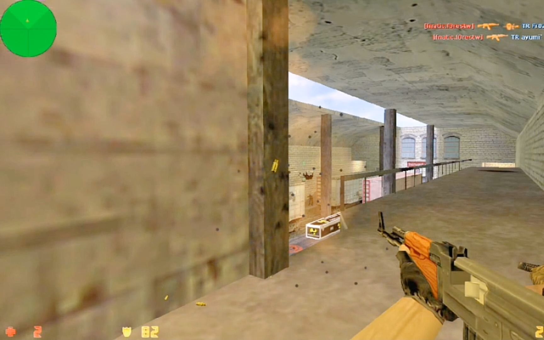 forest在cs1.6被评为瞄准之神 除了精准点射之外 那弹道控制绝佳