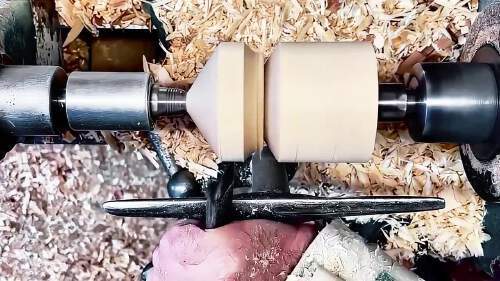 巨型算盘珠诞生记!揭秘纯手工打造全过程,这尺寸太震撼了