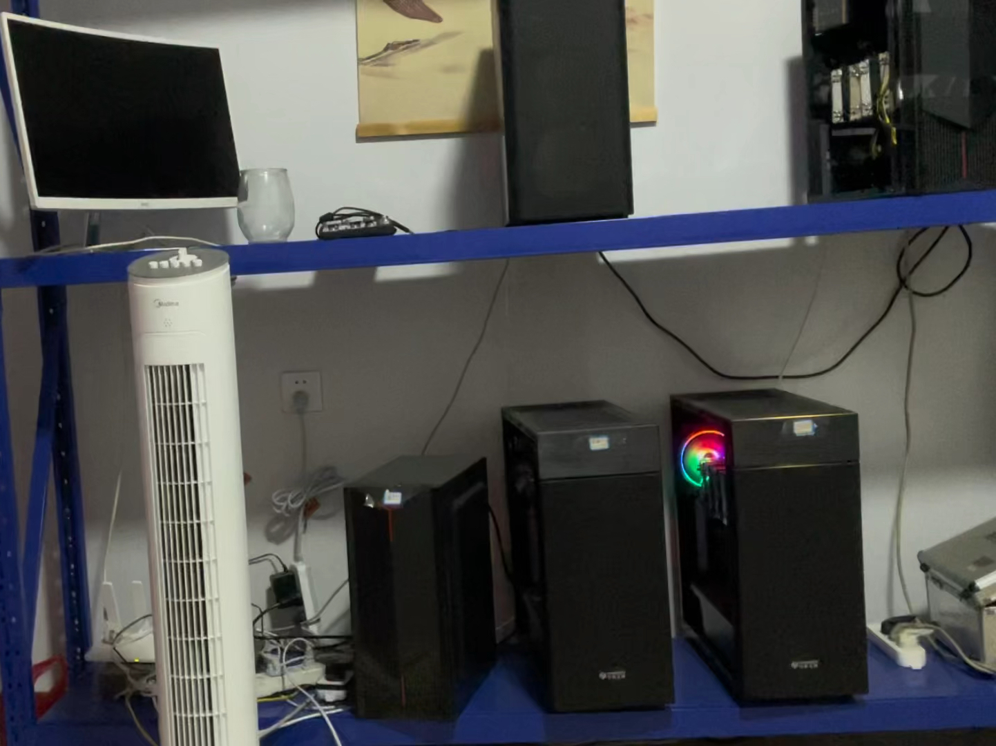 8个电脑干穿越火线搬砖收入跟送外卖差不多换你们怎么选择_哔哩哔哩...