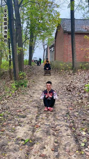 上热门,搞笑,农村生活,看一遍笑一遍,危险动作请勿模仿,,3