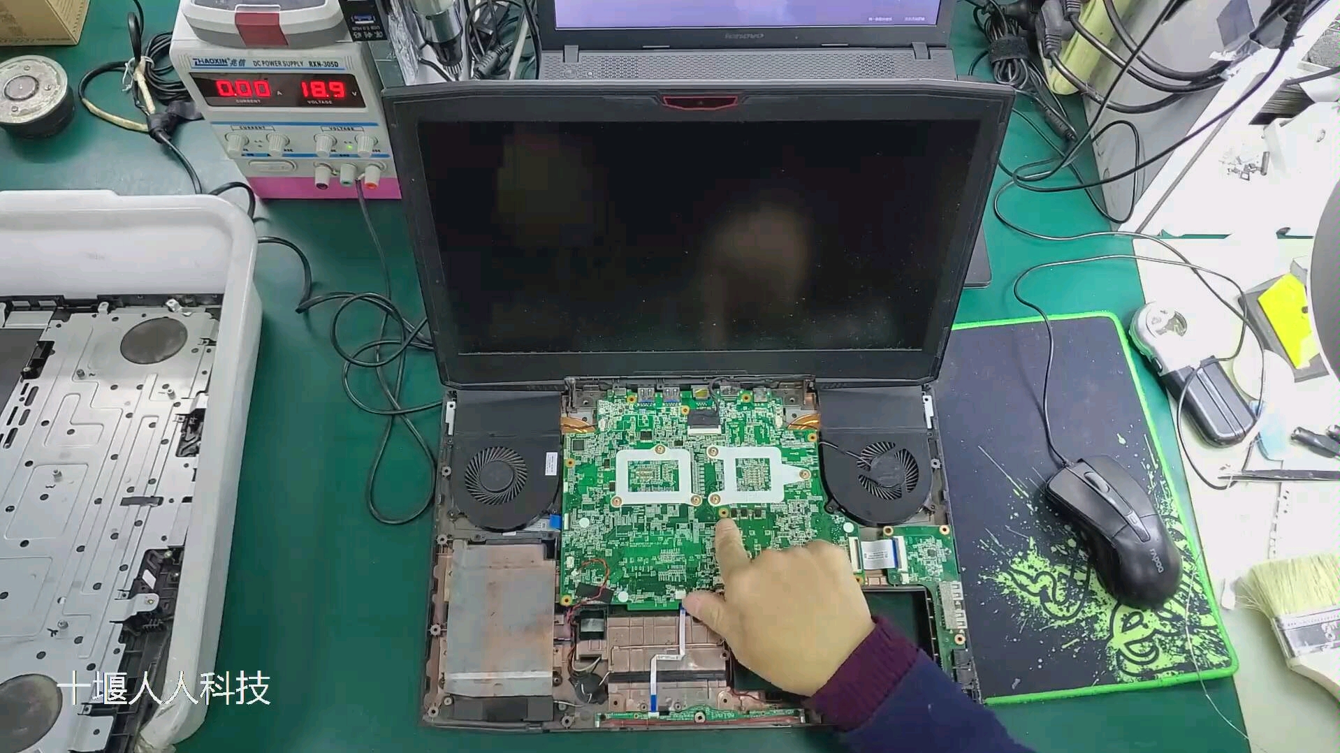 机械革命笔记本不开机,损坏的芯片不便宜,还将EC也烧坏了,让我来修复...