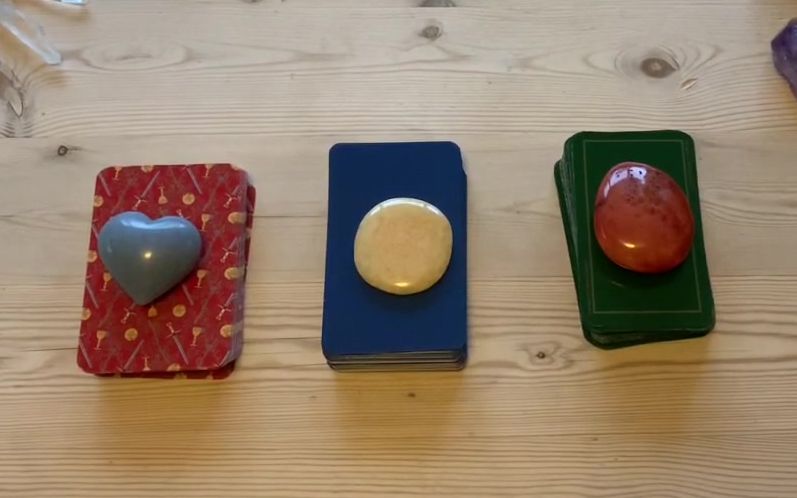 【双11】指导灵带来的爱情关系的消息 PICK A CARD 塔罗爱情运势指引