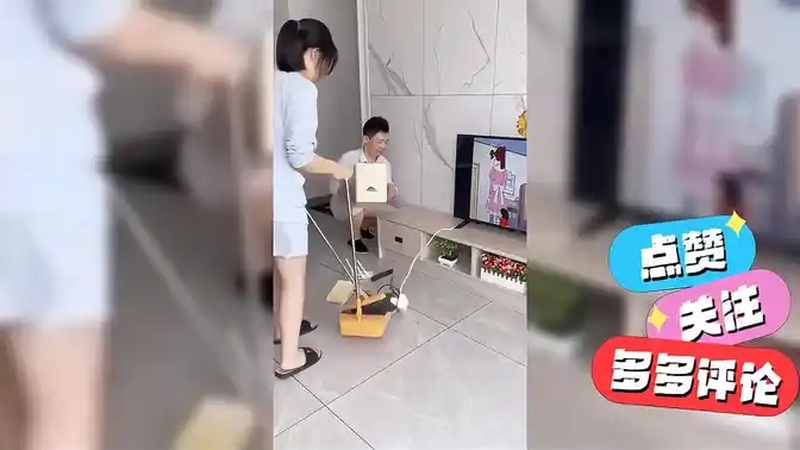家里的电视柜太乱了,试试这个