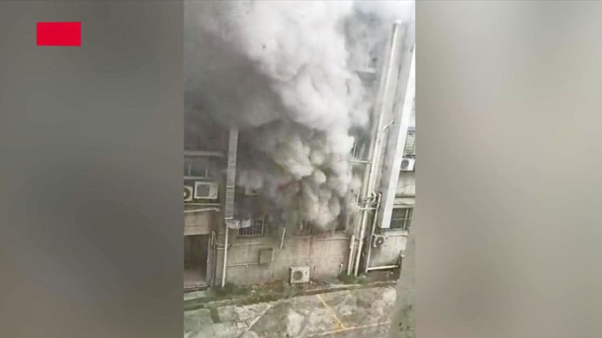 电动车锂电池充电故障引发火灾 致2人死亡