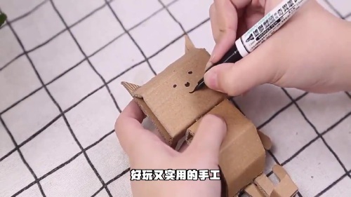 100个简单的纸箱手工小制作