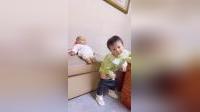 来大姨妈不小心被她看见,每天各种模仿,我该怎么跟她说呢?