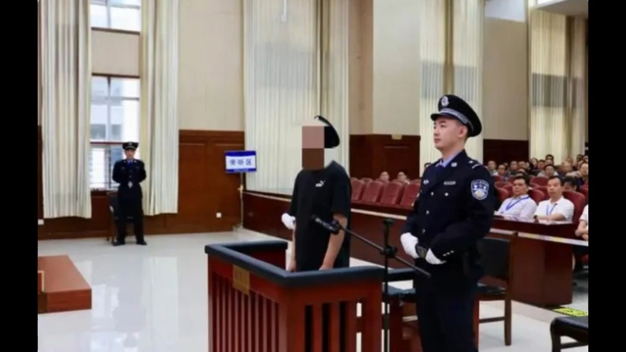 职校原主任送学生去企业实习收好处费超250万元,被以受贿罪追究其...