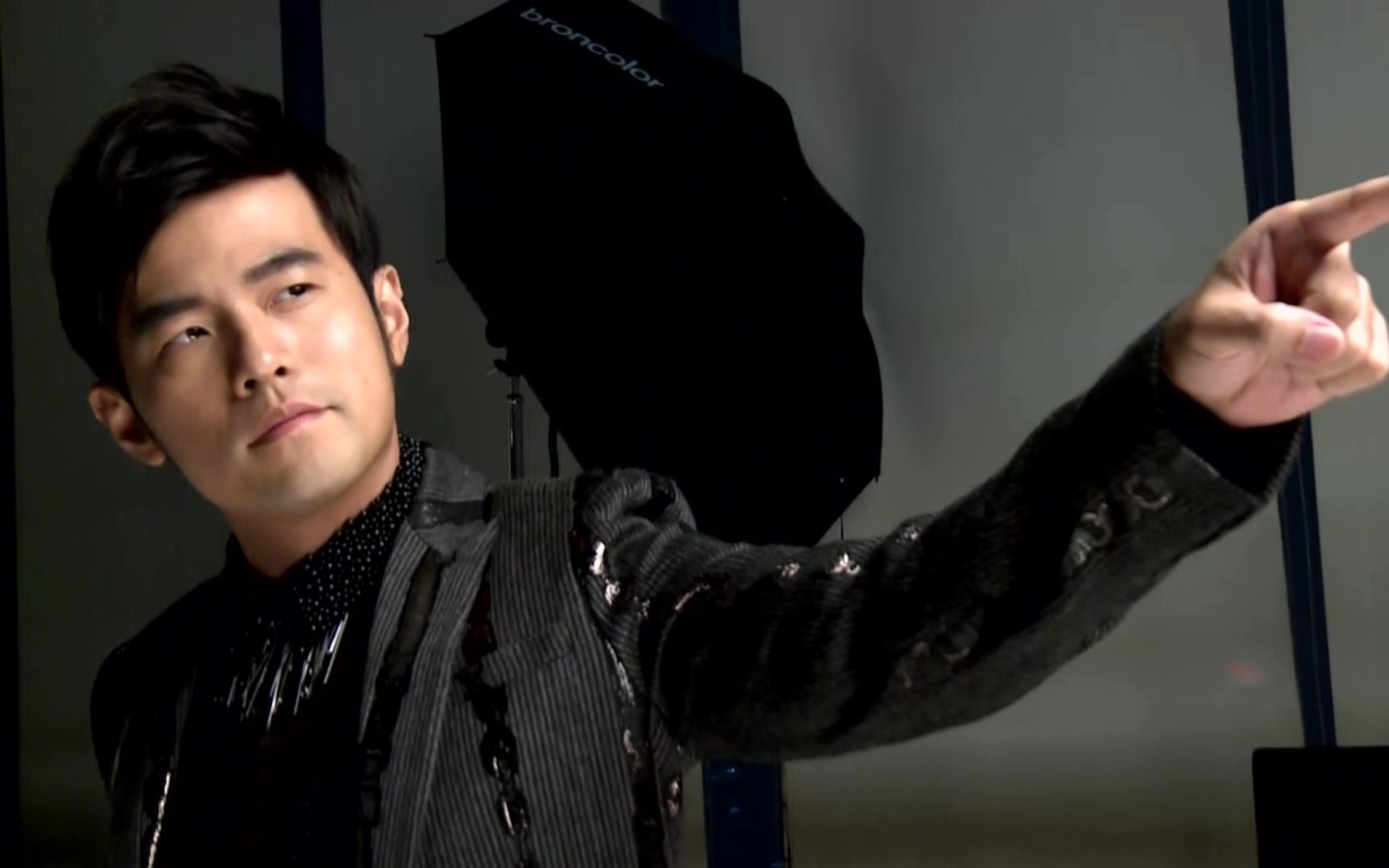 周杰伦 MV 龙战骑士