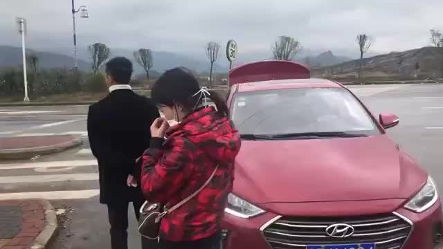 骂警察你很牛批,为你好你不珍惜.拘留所里哭嘻嘻!