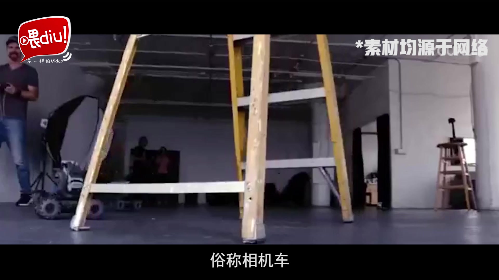 【喂你播】微信支持朋友圈评论发表情包;滴滴顺风车北京正式“复出”