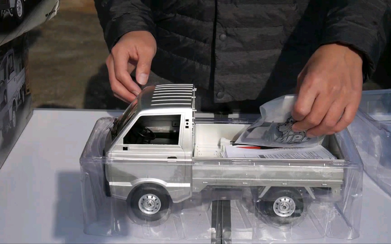 RC遥控车模型玩具 顽皮龙