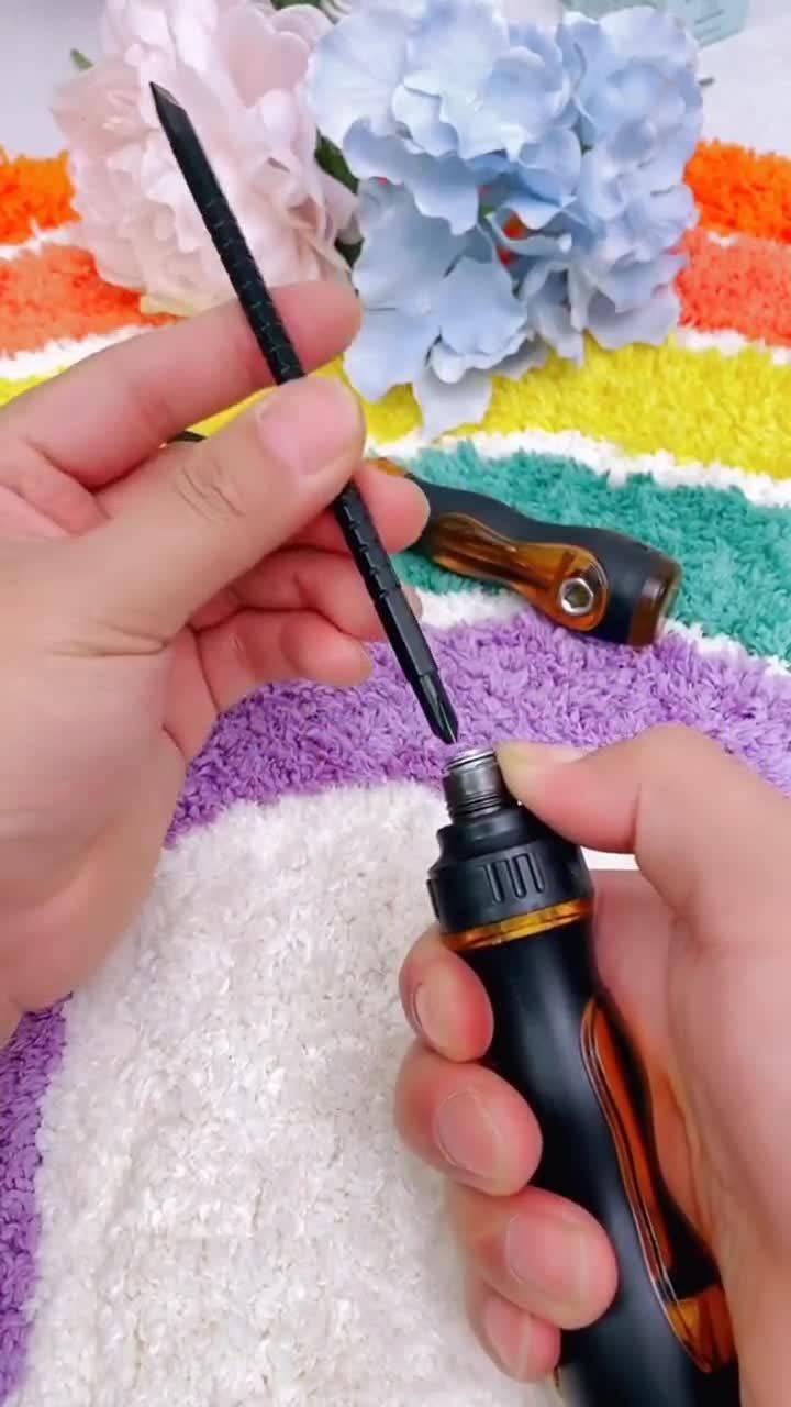 还在用老式螺丝刀?现在这个棘轮螺丝刀了,正转反转都可以!#好物推荐