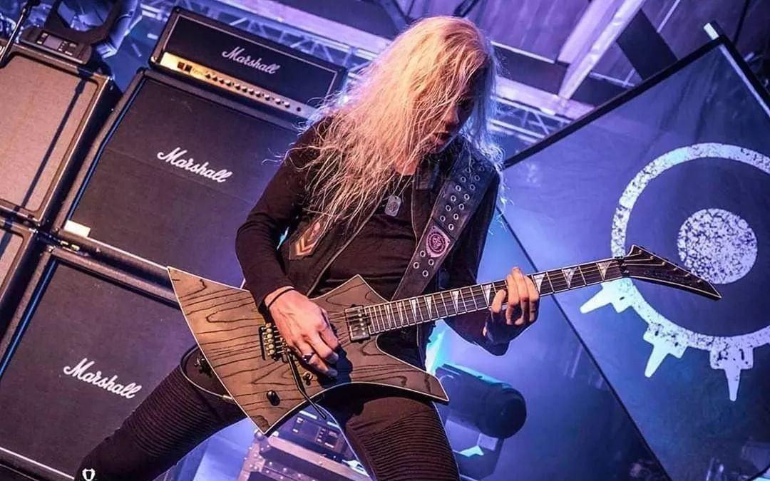 【吊打系列】来评测美产JACKSON吉他如何吊打国产JD吉他!十倍...