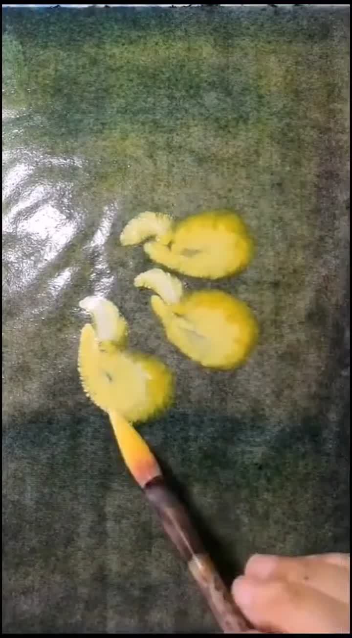 今天画三只毛茸茸的小可爱,简单好看,半熟宣