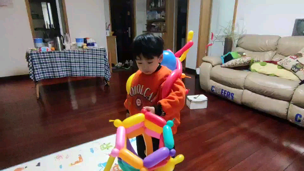 ...显卡没货涨价的情况下,这套蛮好,鹿哥有要不正经装机啦(刚才未加字母)