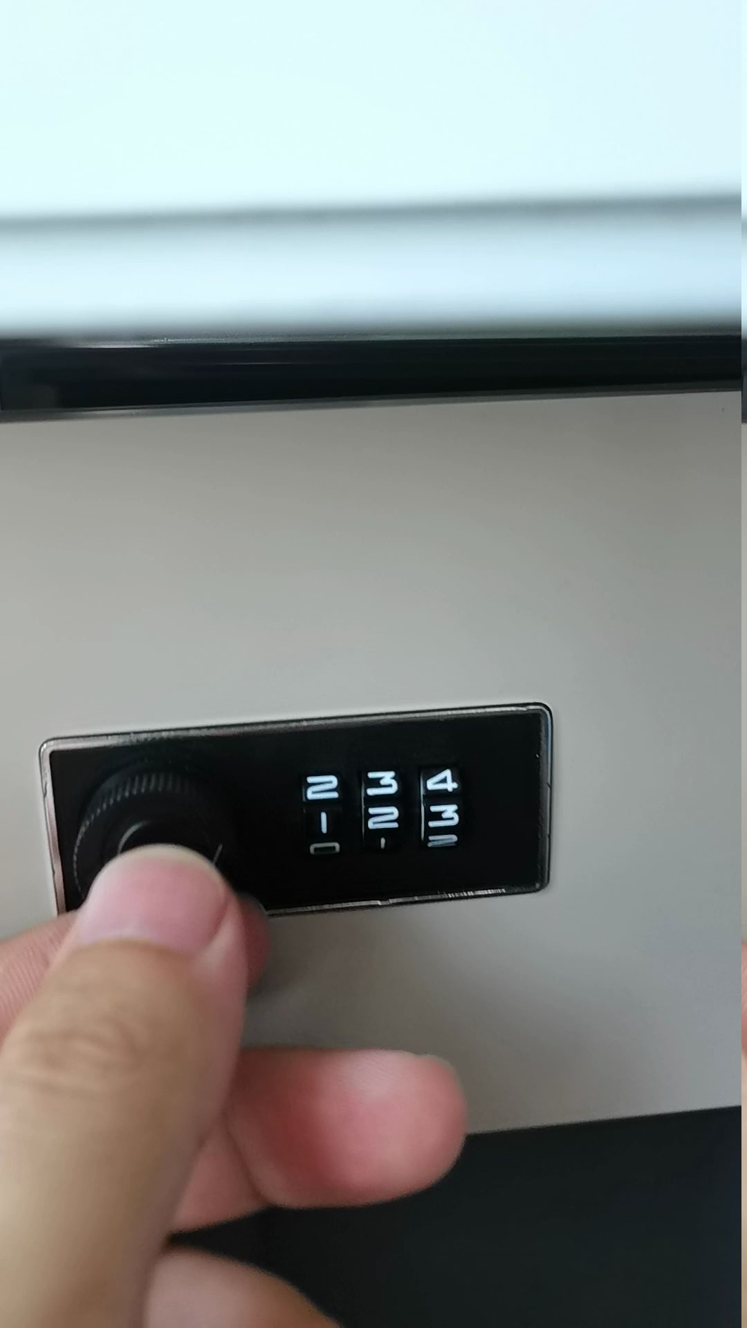 60箱子抽屉密码箱密码设置