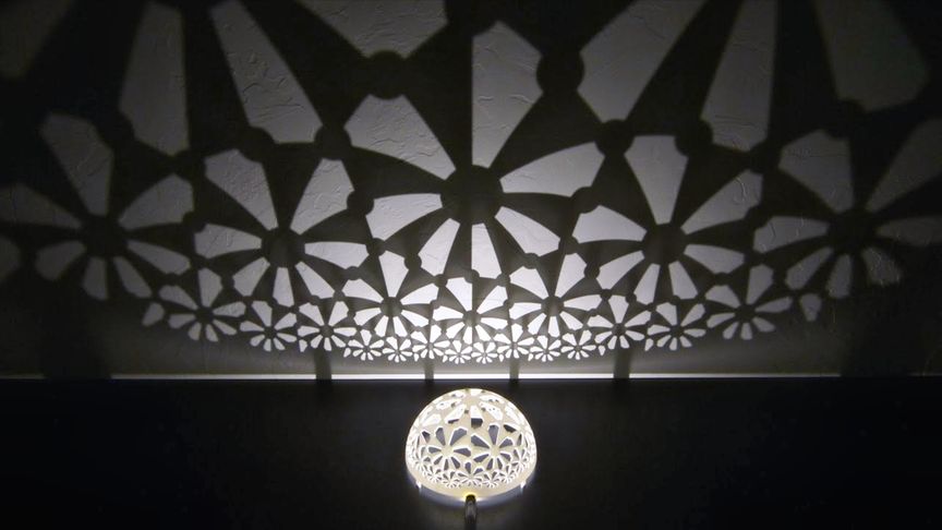 双曲几何的形象展示