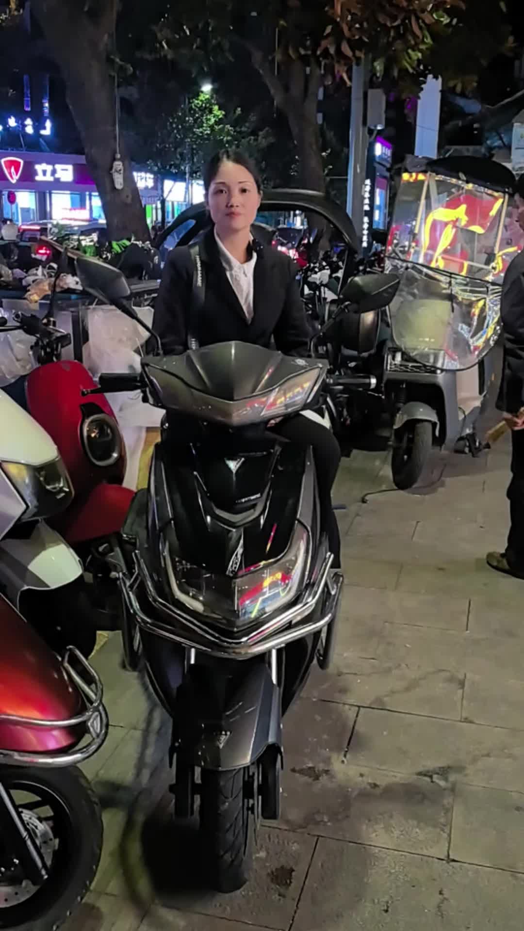 96V8个电池的#爱玛电动车#毕节爱玛电动车