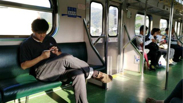 在台湾坐火车,仿佛回到七八十年代!