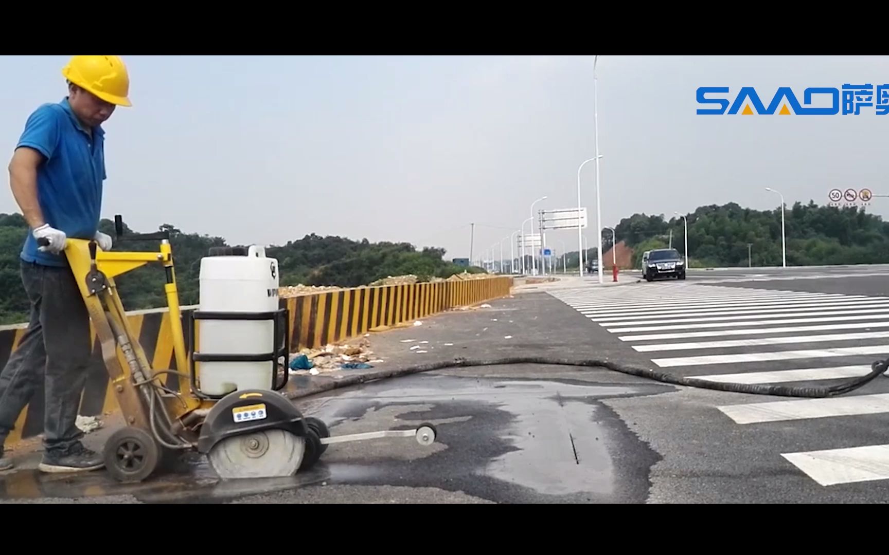液压动力站能量传递的效率高于压缩空气,细节展现
