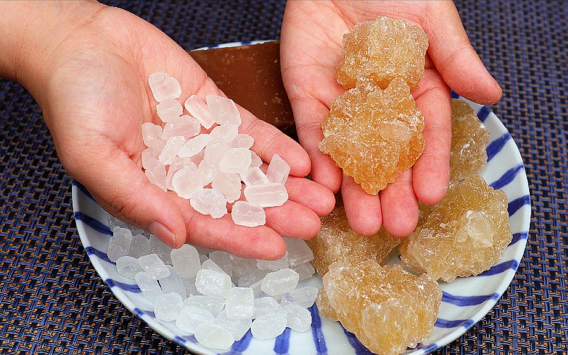 白冰糖和黄冰糖到底哪个好?区别和用途告诉你,以后绝不会买错了