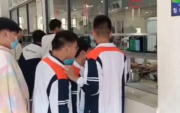 校园一卡通pk校园一脸通