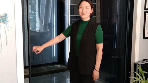 ...窄上极推拉门 瓷泳黑配灰玻 一直都是YYDS[庆祝]#折叠推拉门厂家#...