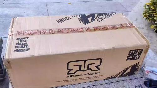 ARRMA盛唐3S短卡110无刷rc模型车开箱视频