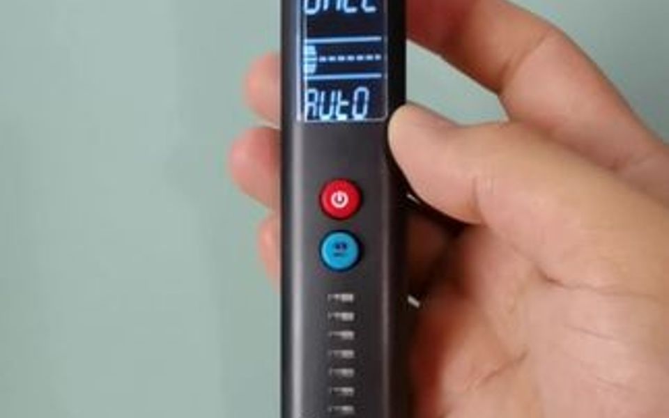 笔式万用表该怎么使用呢