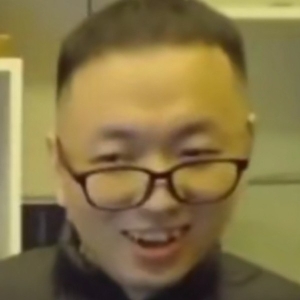 漂靓男骸_ 