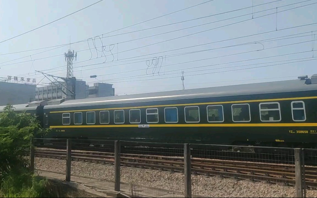 京九铁路谢岗站拍车T128,K106,Z332次列车