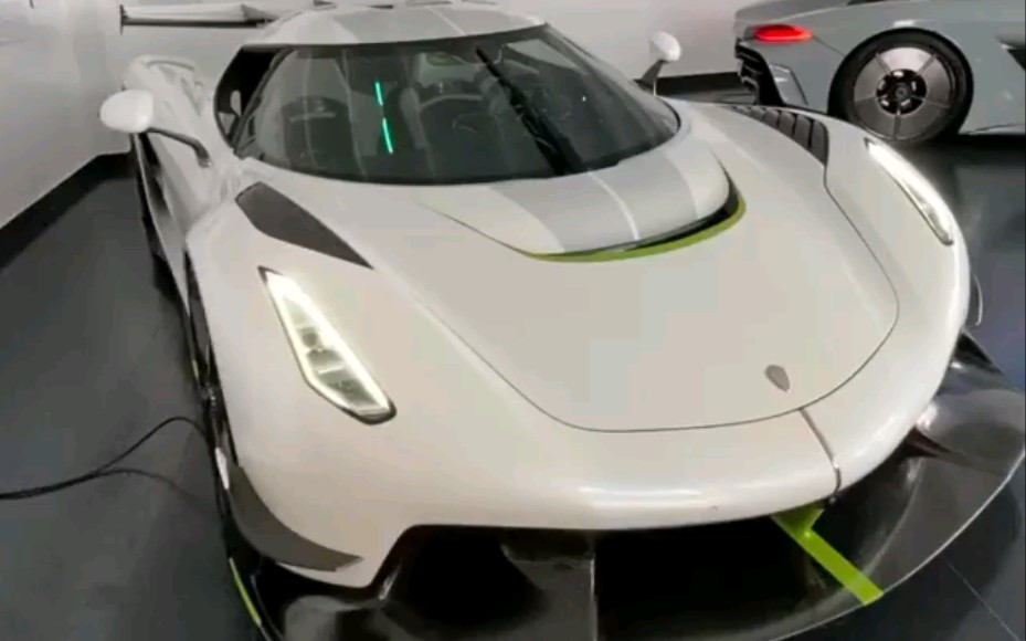 对标布加迪的柯尼塞格Jesko极速版
