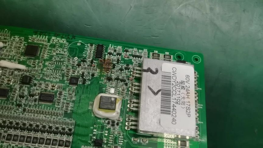 检修大阳E客电动车锂电池2#电子技术