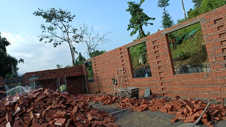 设计师建房日记∽地圈梁。用∅16的四根主筋,∅8做箍筋合适