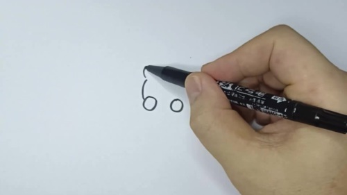 草莓熊简笔画怎么画