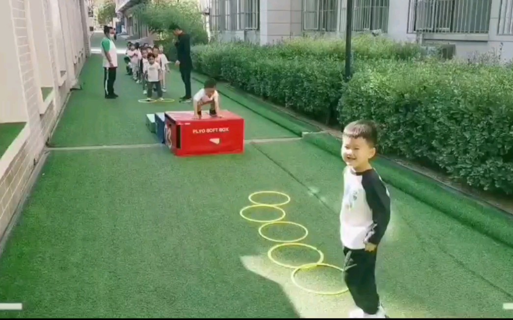 幼儿园早教体适能运动游戏,趣味户外活动记录
