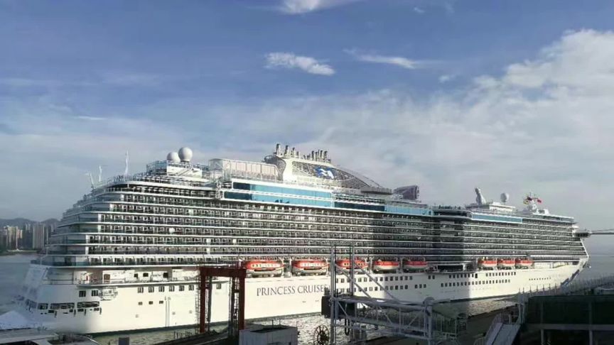 中国最大最豪华的邮轮,皇家加勒比赞礼号