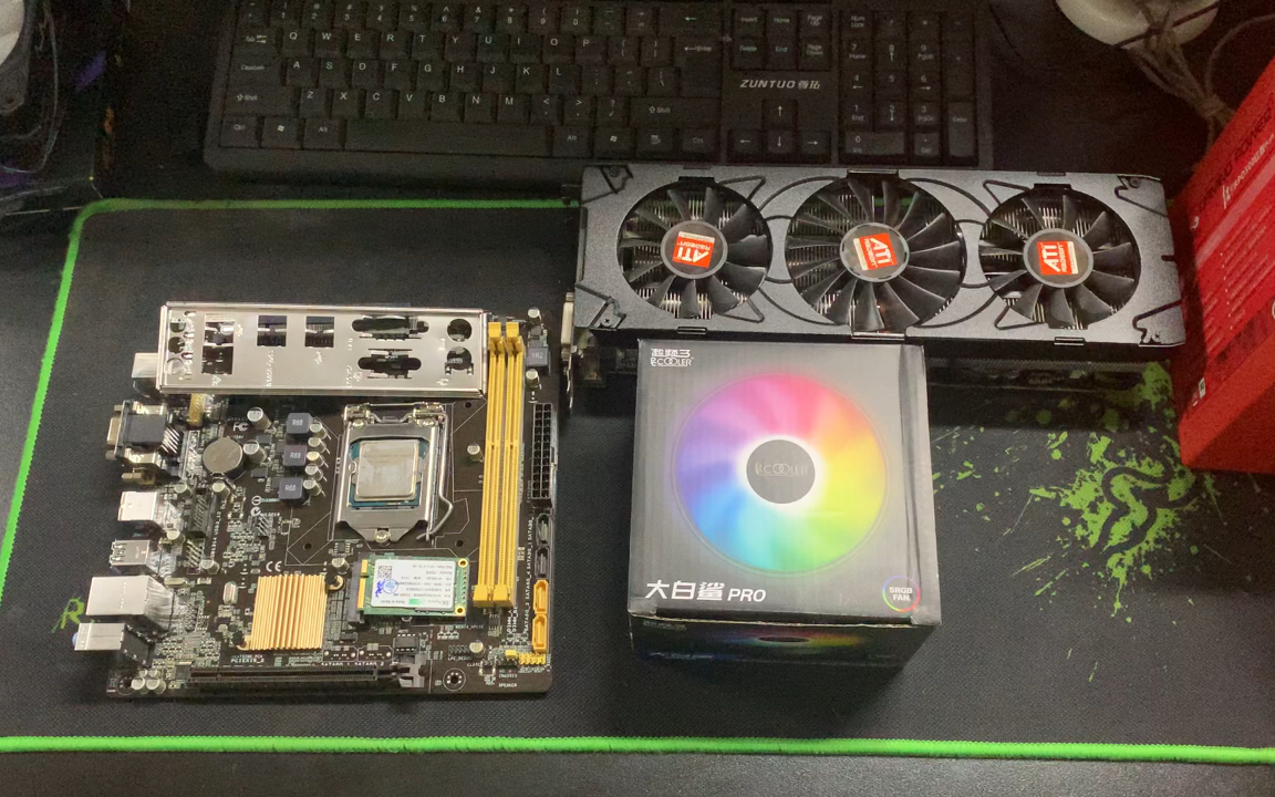 性价比选择,高功耗高性能装机,E3神教配R9 290X,2000元三高百帧吃鸡...