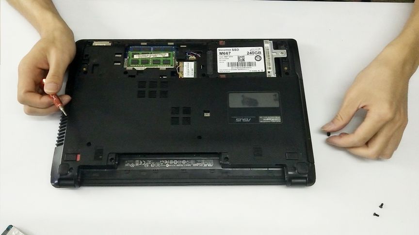 6年前的笔记本电脑更换固态硬盘后,开机只要10秒。